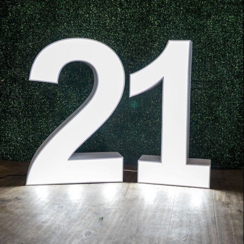 21 light up numbers for a 21st Party in Melbourne