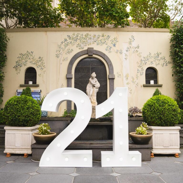 21 light up numbers for a 21st Party in Melbourne
